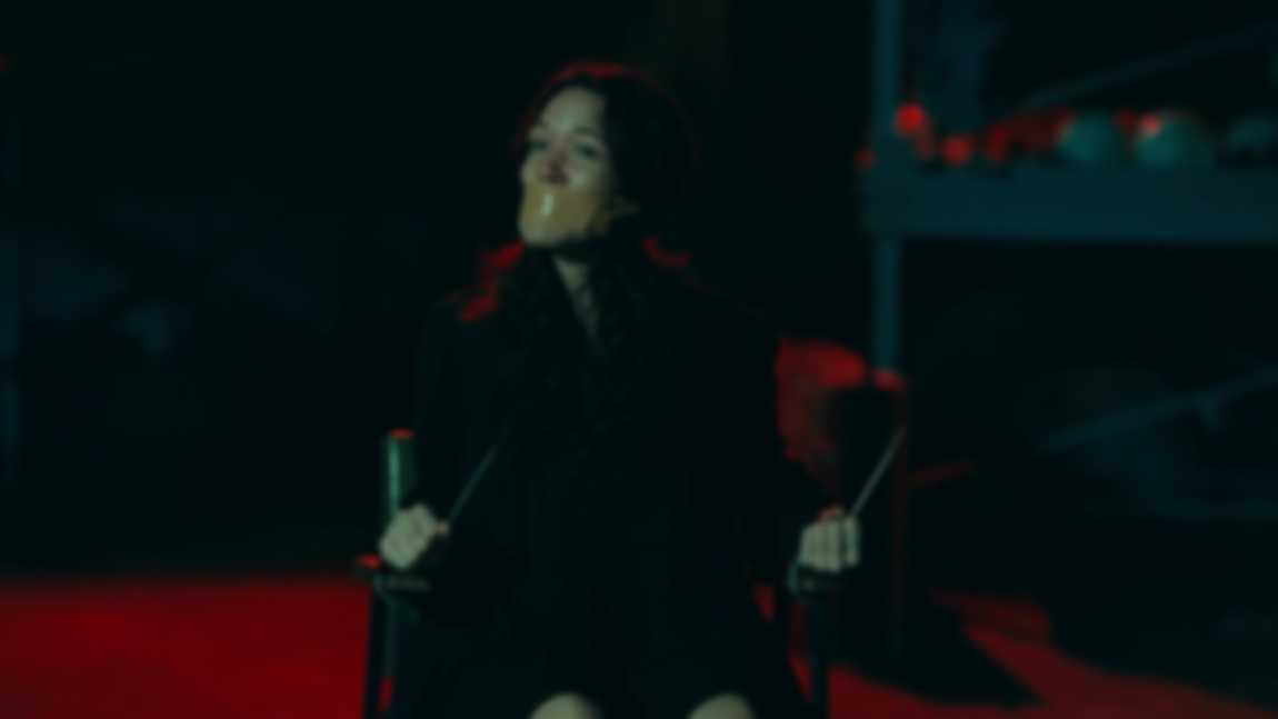 Preview - The Pit (2016) 04.16 | ScreenTies